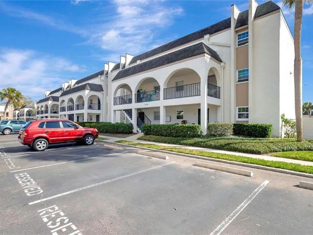 709 Russell Ln, Unit C221, Brandon, FL 33510 | MLS #TB8496