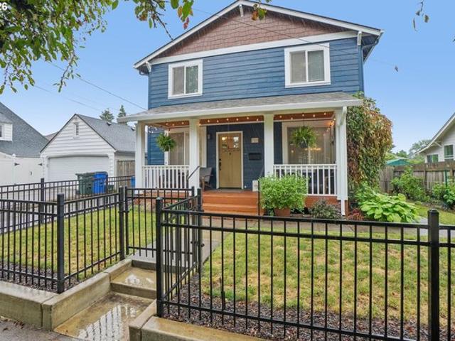 709 W 24th St, Vancouver, WA 98660