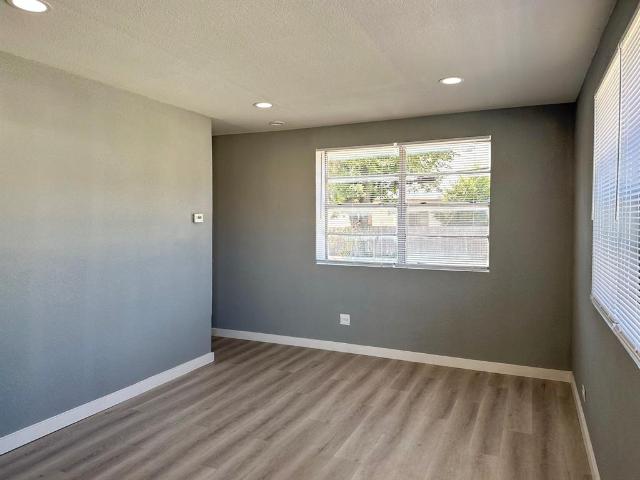 709 W Richmond Avenue # 1