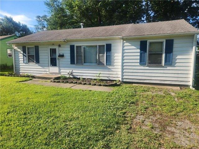 709 W South St, Harrisonville, MO 64701