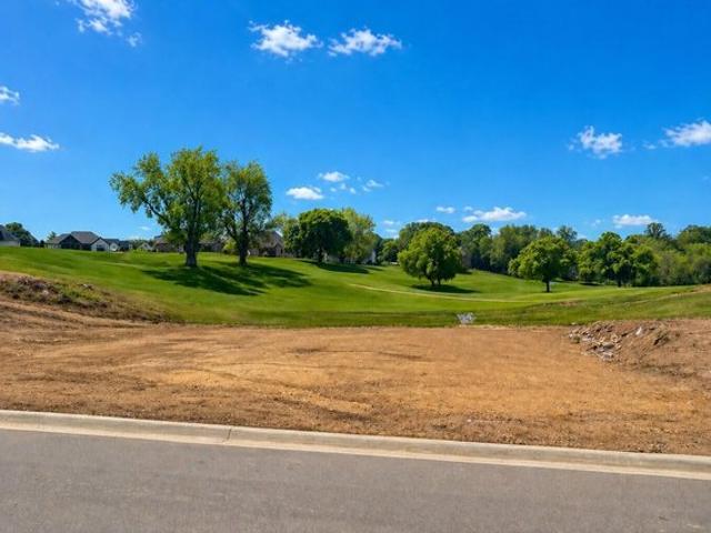 709 Winged Foot Dr, Richmond, KY 40475