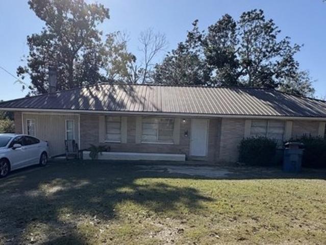 709 Winona St, Vidalia, GA 30474