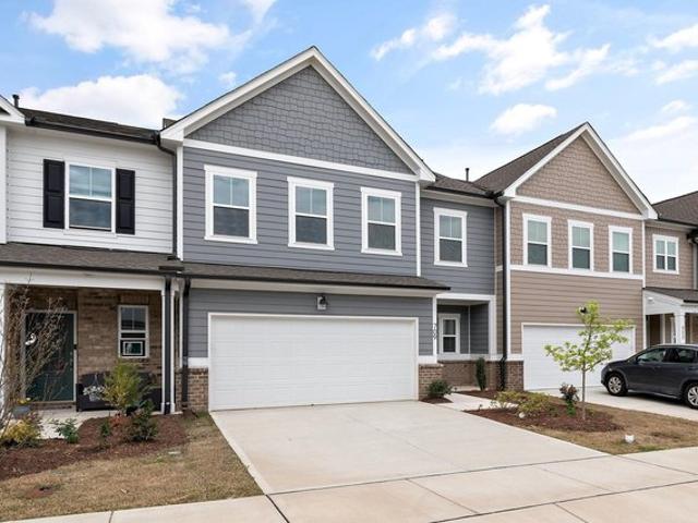 709 Toulouse Ct, Cary, NC 27519