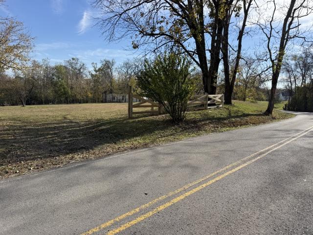 709 Zieglers Fort Rd