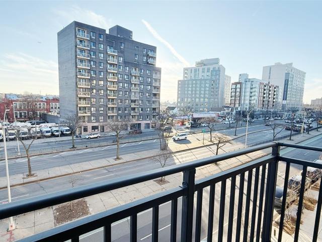 70 40 45th Avenue, Unit 4B | Compass