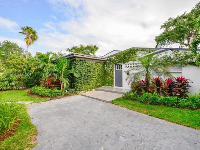 70 50th St NE, Miami, FL 33137