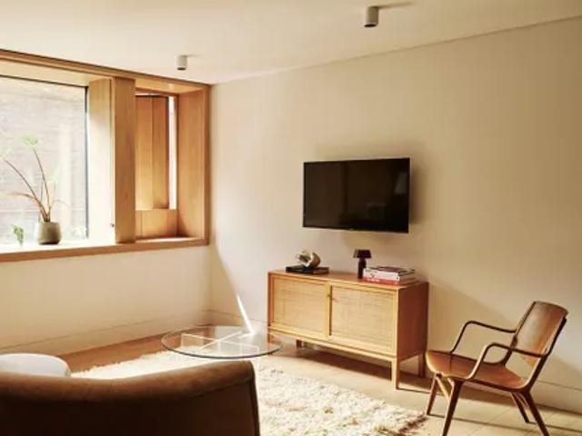 70, 74 Portland Place, London, W1B 1NT, United Kingdom | 1 bed apartment for rent #168140681 | Rentberry