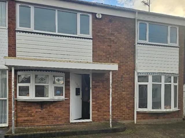 70 88 Oak Road, West Bromwich, B70 8HE, United Kingdom | 3 bed duplex for rent #140801846 | Rentberry