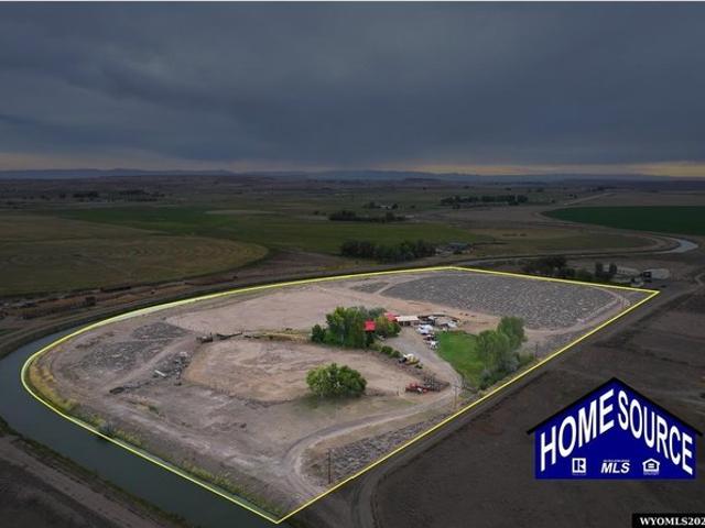 70 8 Mile Rd, Riverton, WY 82501