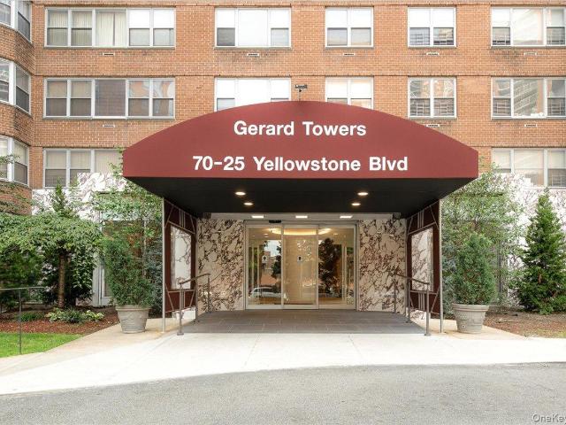 70 25 Yellowstone Boulevard 16R