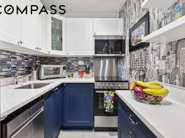 70 25 Yellowstone Blvd, Queens, NY