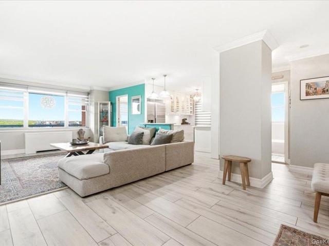 70 25 Yellowstone Blvd Unit 9J, Forest Hills, NY 11375