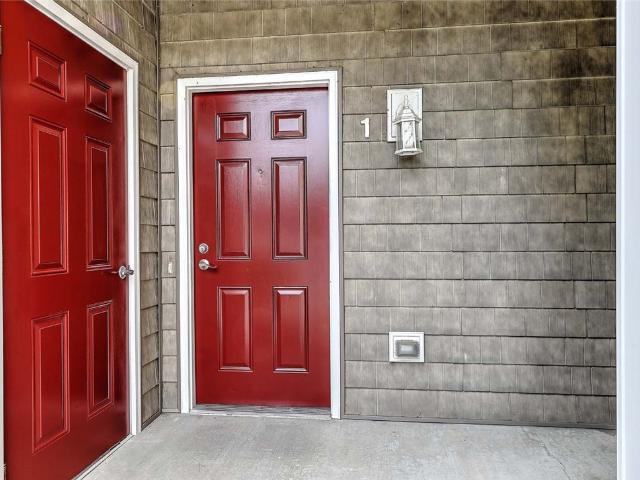 70 Turner Street B 1