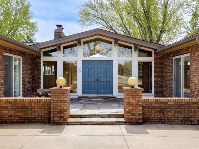 70 Valley Lane