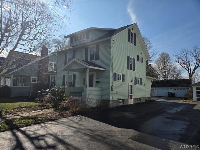 70 W Court Street