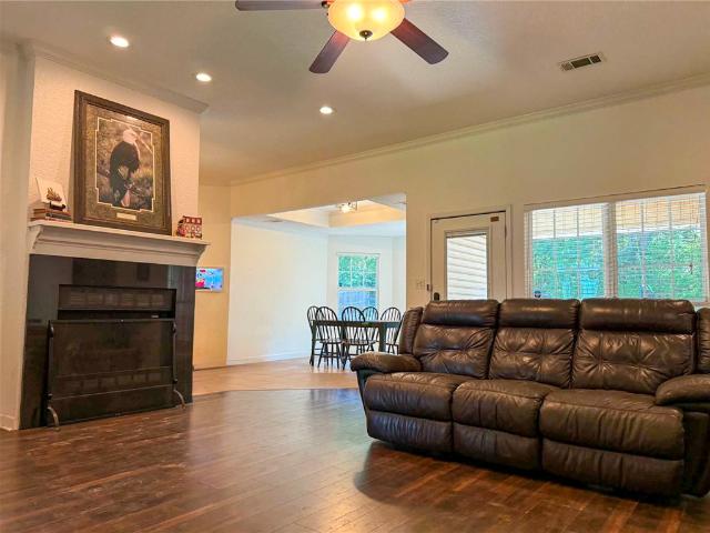 70 Walthall Road