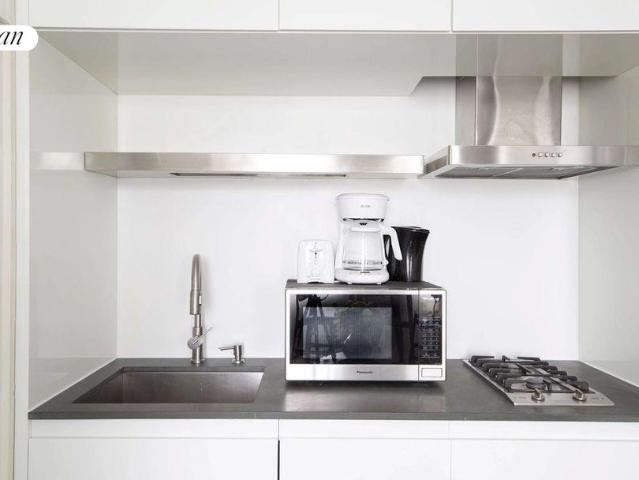 70 West 45th Street, Unit 33C