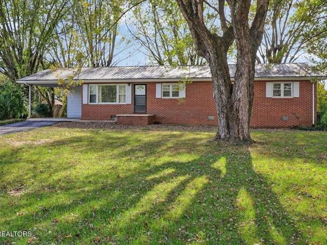 70 Westwind Dr, Crossville, TN 38555