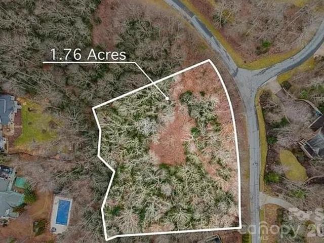 70 Windover Dr, Asheville, NC 28803