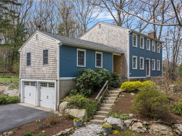 70 Williams Rd, Smithfield, RI 02917 | MLS #1411 | Compass