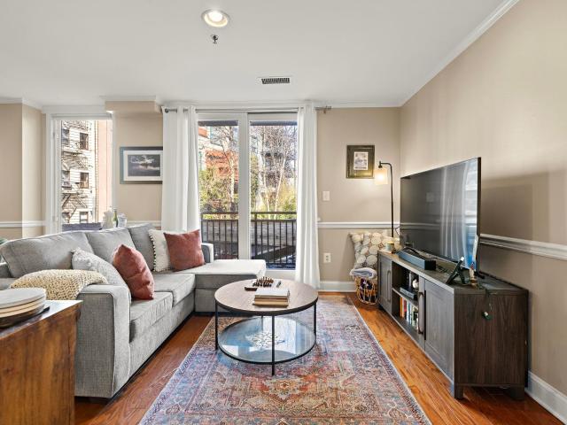 70 Adams St # 2O