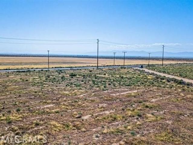 70 Antelope, Lancaster, CA 93536
