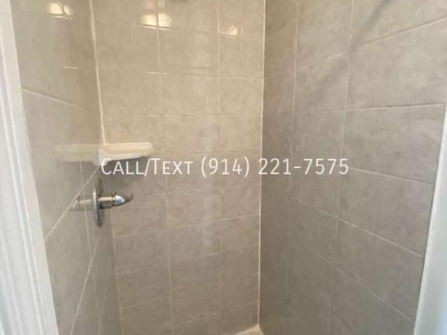 70 Ash St Yonkers NY 10701 Call/Text 914 221 7575