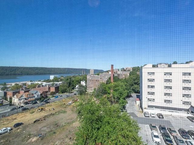 70 Ashburton Ave, Yonkers, NY 10701