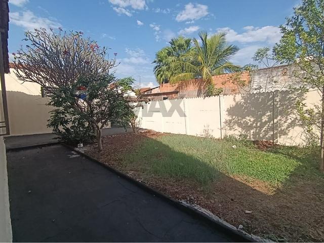 70 Área Útil Casa Alugar, 2 Dormitórios localizado em Rua Vinte e Oito, 548, Centro, Ituiutaba, Minas Gerais, 38300082 | Brasil