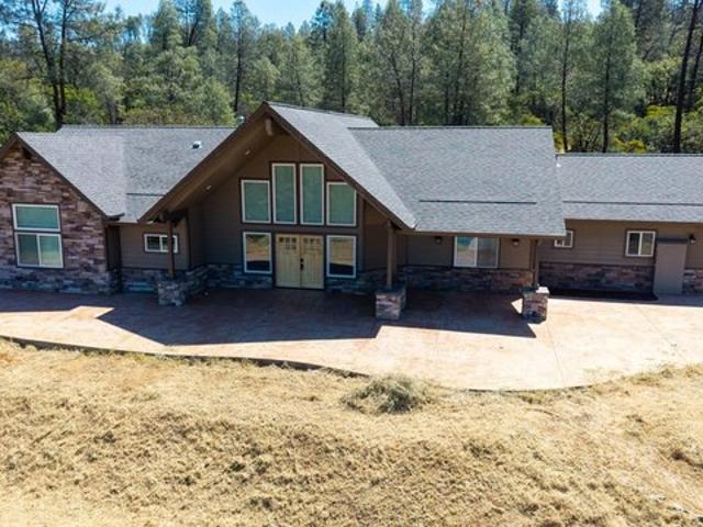 70 Beryl Ln, Weaverville, CA 96093