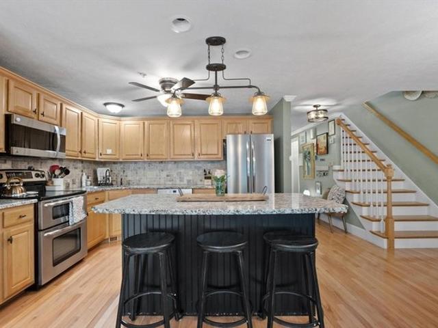 70 Bridle Cross Rd Unit 70, Fitchburg, MA 01420