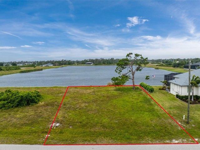 70 Brig Cir E, Placida, FL 33946