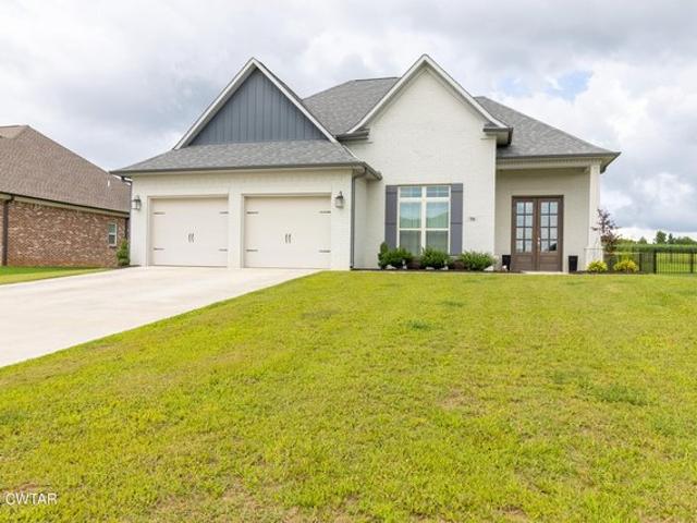 70 Charleston St, Dyersburg, TN 38024