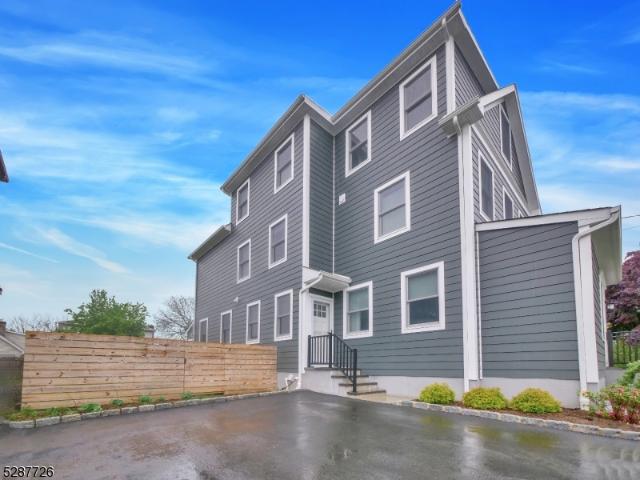 70 Church St # 1