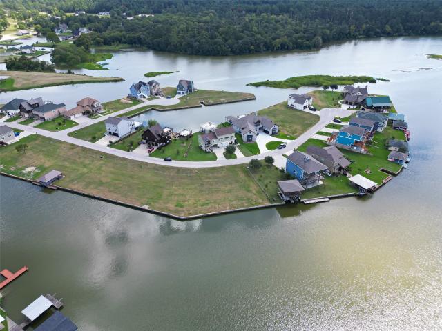 70 Cypress Bend