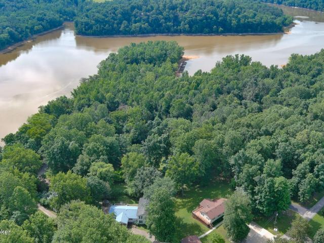 70 Dreamland Rd