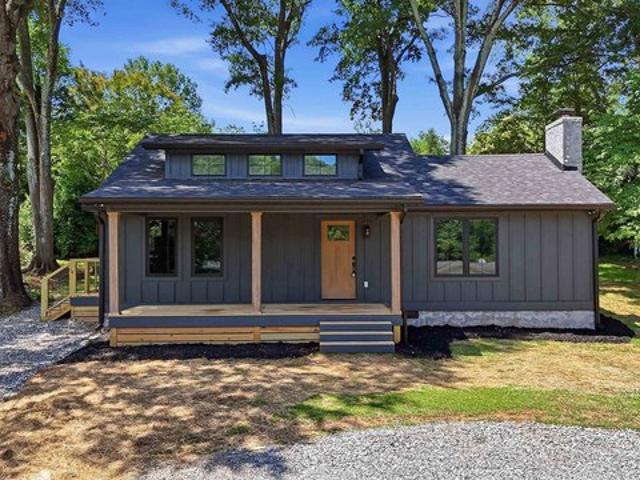 70 E Main St, Inman, SC 29349