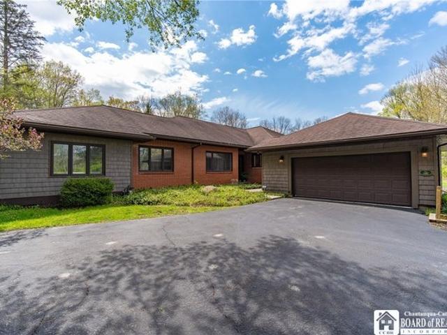 70 E Fairmount Ave, Lakewood, NY 14750