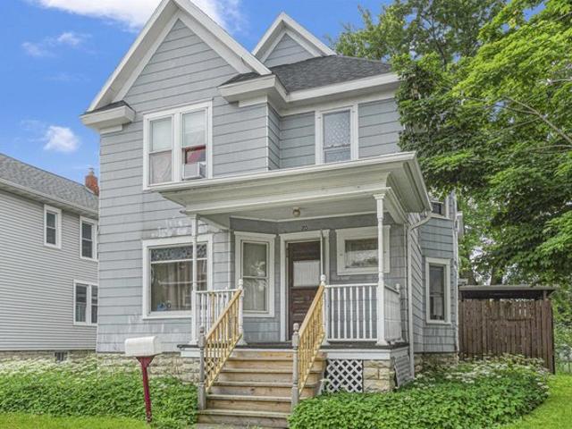 70 E Johnson St, Fond du Lac, WI 54935