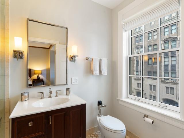 70 E Scott St, Unit 307, Chicago, IL 60610 | MLS #12687