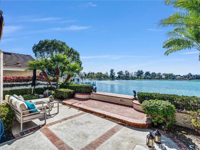70 Fairlake
