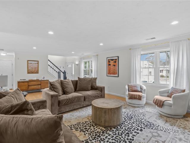70 Foddering Farm Road