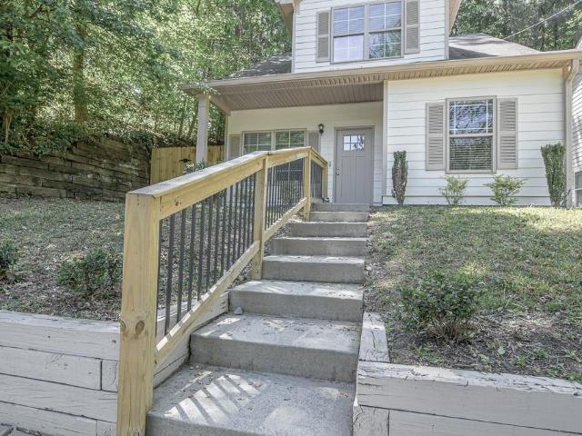70 Gardenia Drive NW