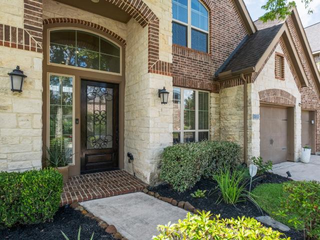 70 Genova Way Lane