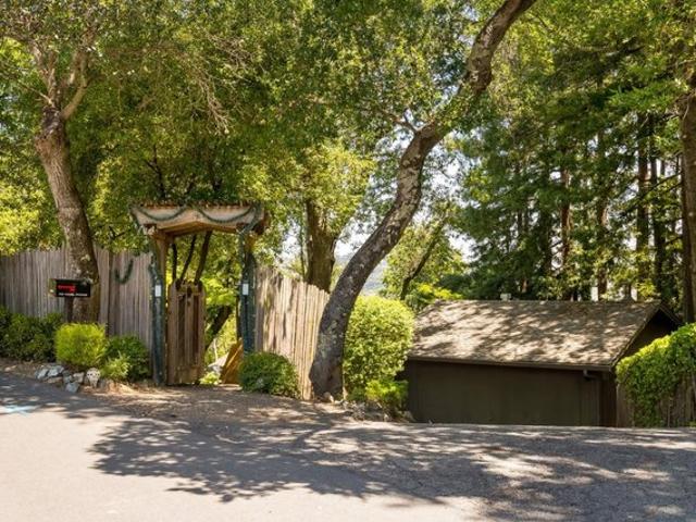 70 Hazel Ave, Larkspur, CA 94939