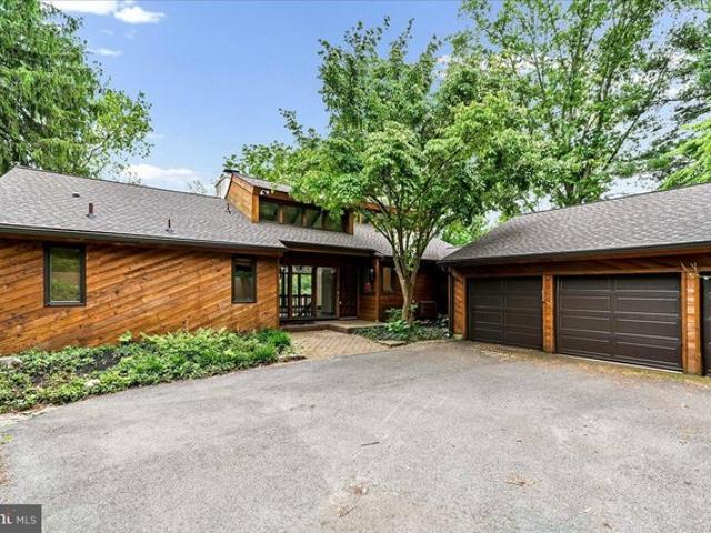 70 Heyburn Rd, Chadds Ford, PA 19317