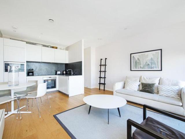 70 Holland Street, London SE1 2 bed apartment to rent £3,683 pcm £850 pw