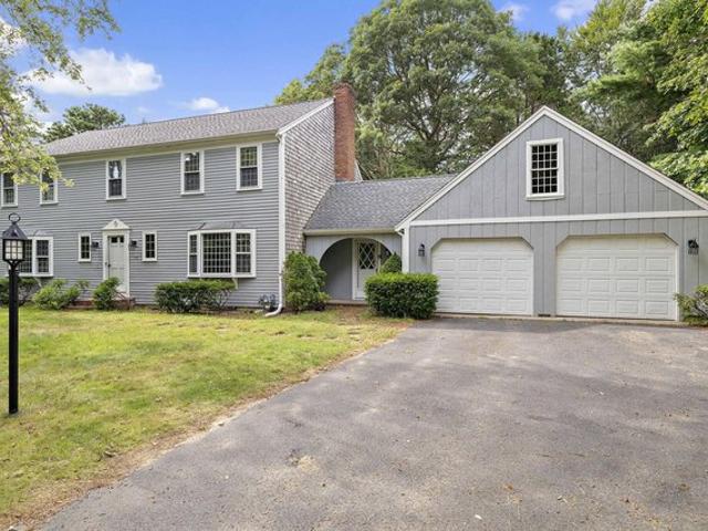 70 Joyce Anne Rd, Centerville, MA 02632