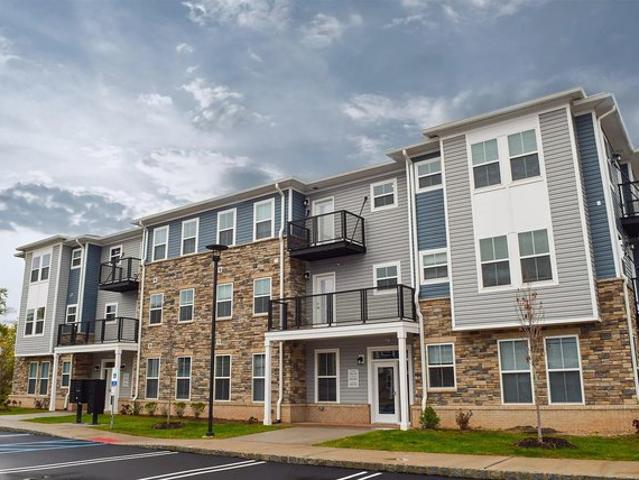 70 Junction Rd, Flemington, NJ 08822