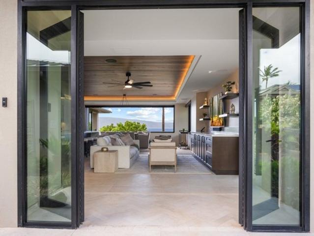 70 Lewa Lani Pl, Lahaina, HI 96761